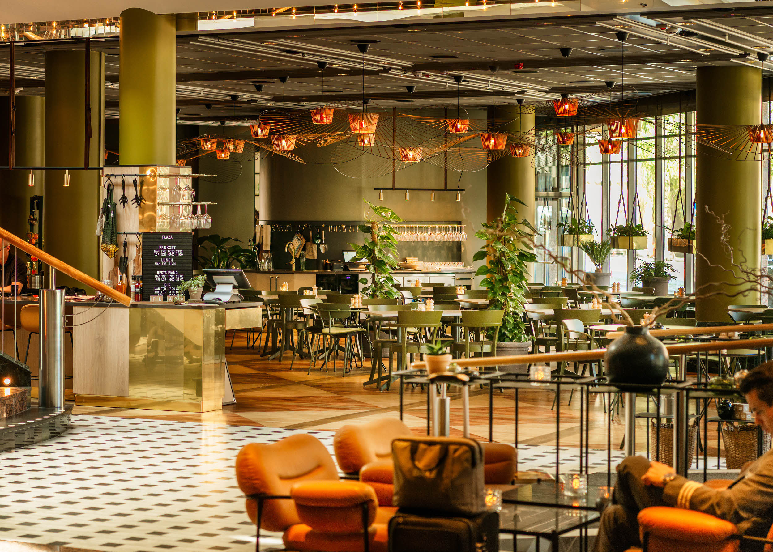 Explore Restaurant at Scandic Plaza Umeå in Umea